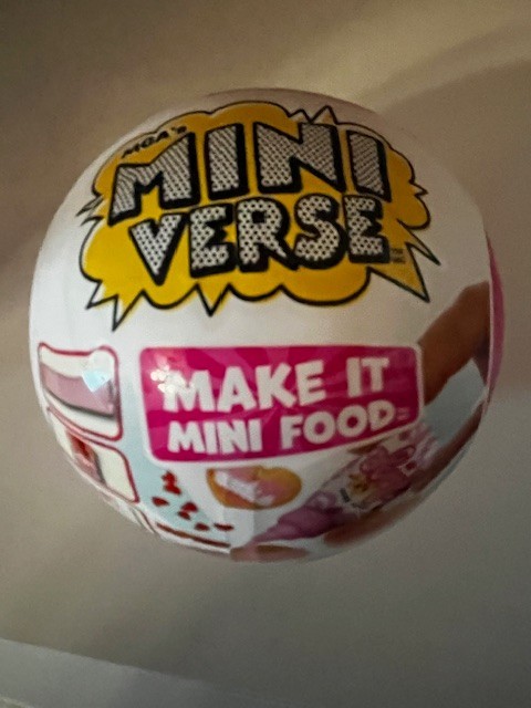 MGA Miniverse 2023 Valentine Series 1 Chocolate Bon Bons Heart Box. NEW ...