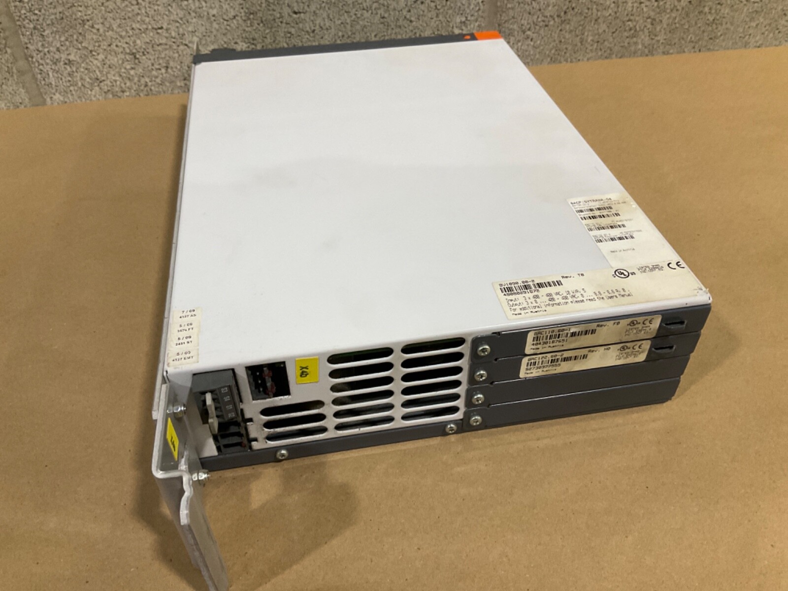 B&R Acopos 1090 Servo Drive BV1090.00-2 Rev T0 8ACP-SYTRAMA-04 ...