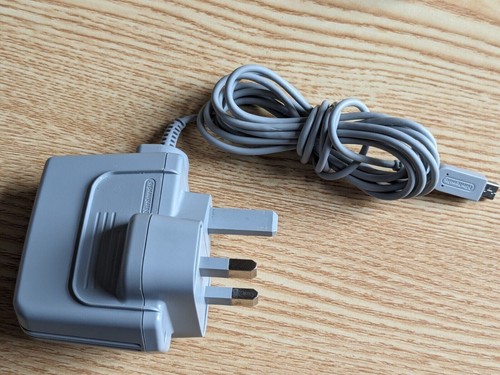 Genuine Official Nintendo Mains Power Supply WAP-002 Nintendo2DS/ 3DS ...