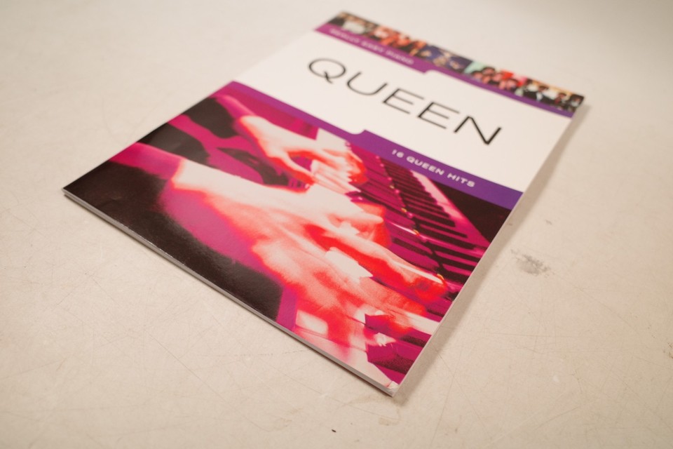 Queen Really Easy Piano Sheet Music Song Book | eBay UK