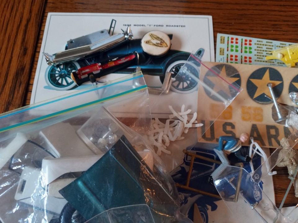 VINTAGE Amt /MPC ETC- OLD MODEL PARTS JUNKYARD #1 | eBay