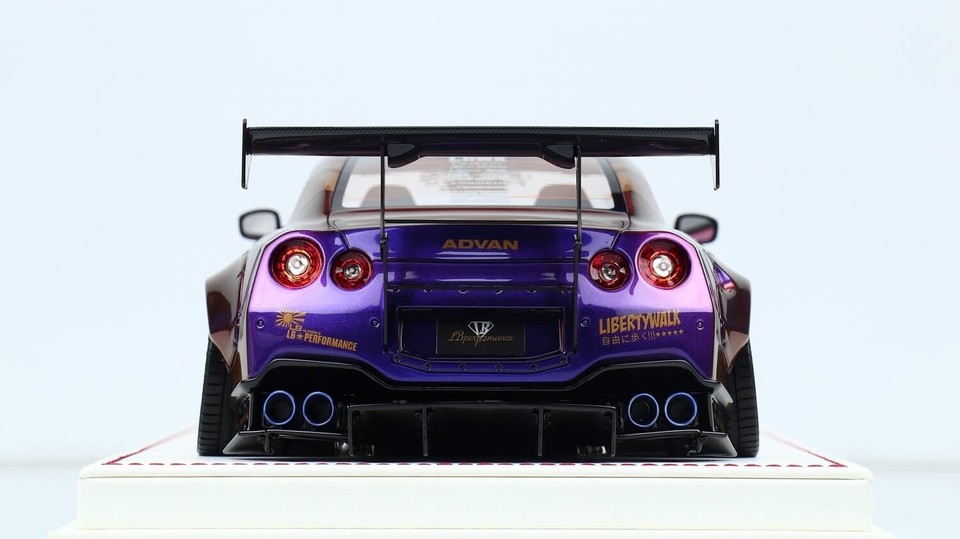 Nissan R35 GTR Type 2 LBWK (Chameleon Purple) [Davis & Giovanni] 1/18 ...