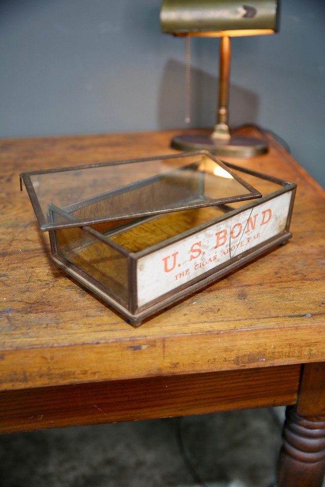 Vintage U.S. Bond Cigar Glass Display Case Box Antique store counter ...