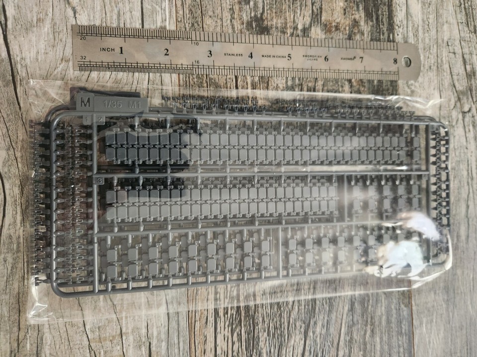 Rye Field Models 1/35 M-1 Abrams Treads tracks TWO Tree Sprue M | eBay