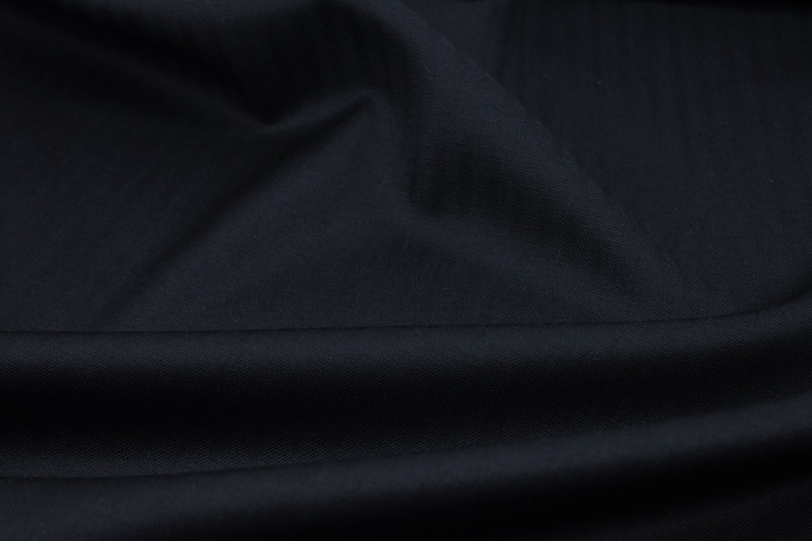 Worsted wool suiting fabric by Reda, wool-horse hair canvas & viscose ...