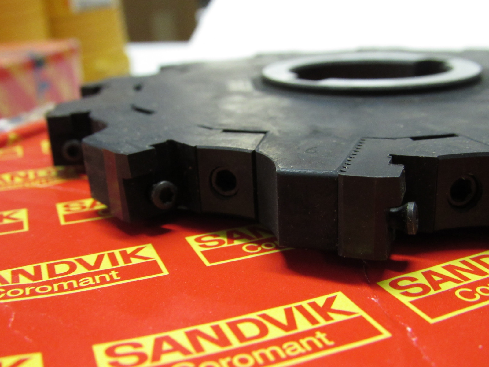 Sandvik L331.52-152T38FM Coromill Adjustable Half Side Face Disc ...