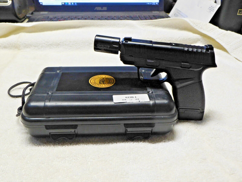 HELLCAT Pistol Shaped Gun Lighter ABS/ Metal Fine Quality W/Case ...