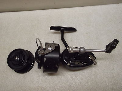 VINTAGE MITCHELL 300 REEL WITH EXTRA SPOOL | eBay