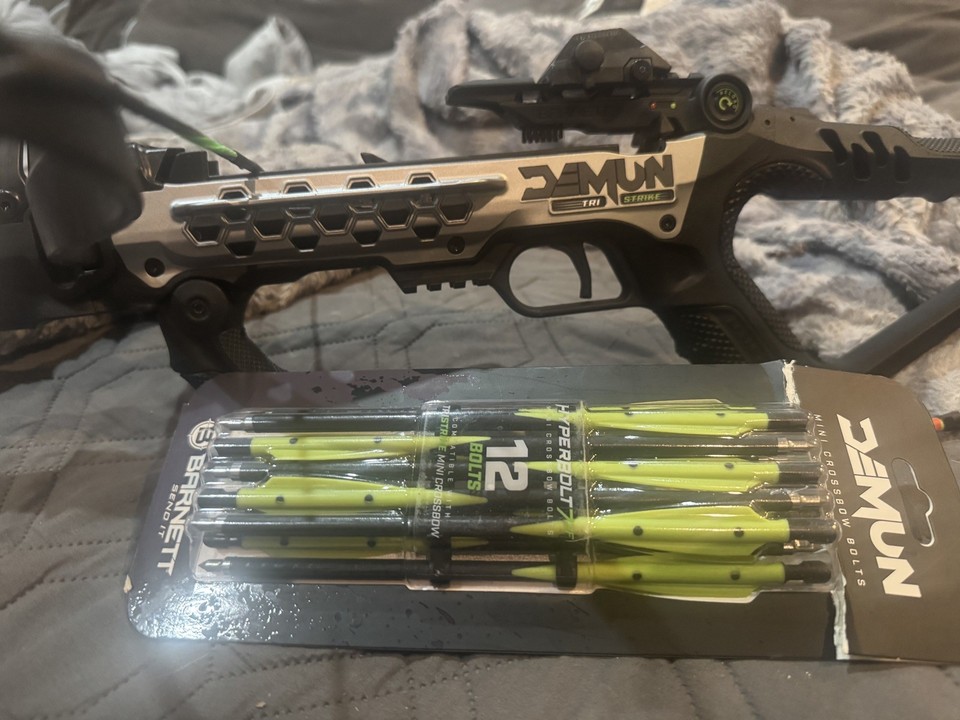 Barnett Demun Tri Strike compact CROSSBOW With Bolts | eBay