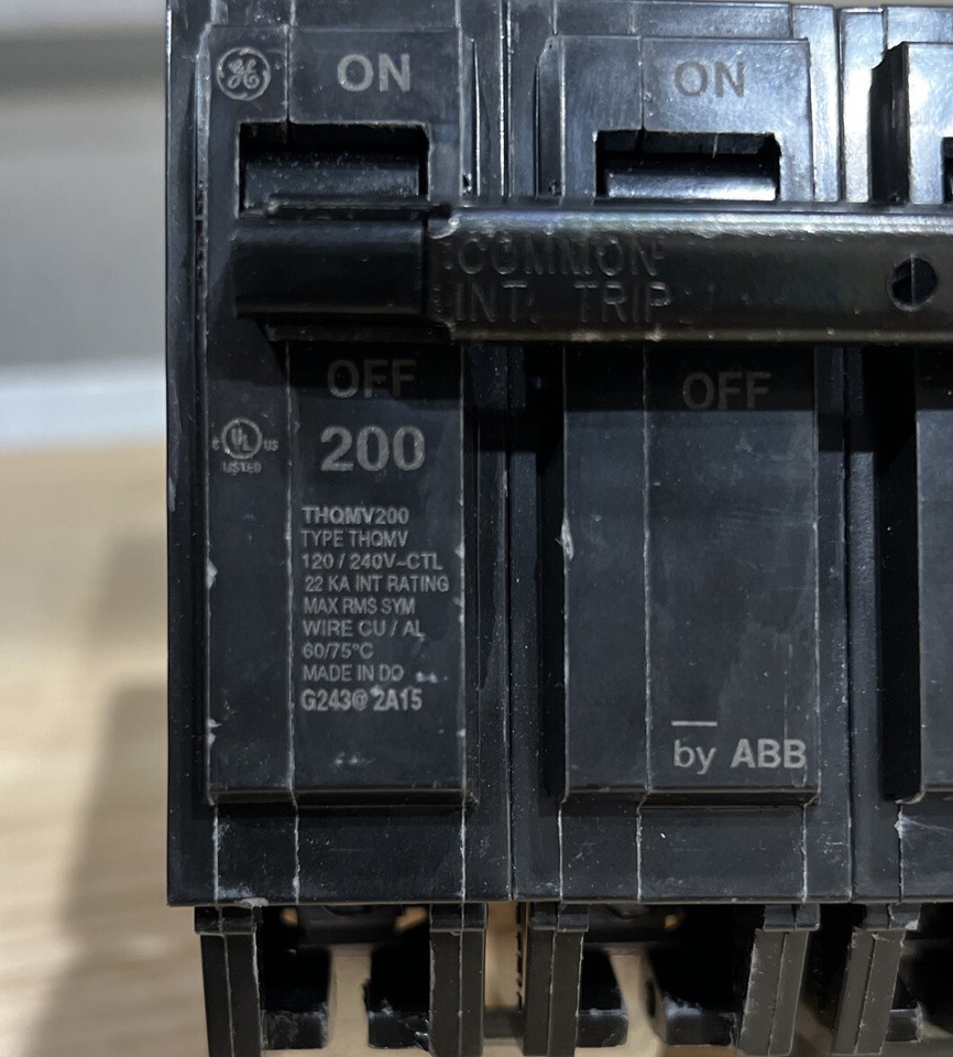 BRAND NEW!!! GE THQMV200 Main Circuit Breaker 200AMP 240V 22KA General ...