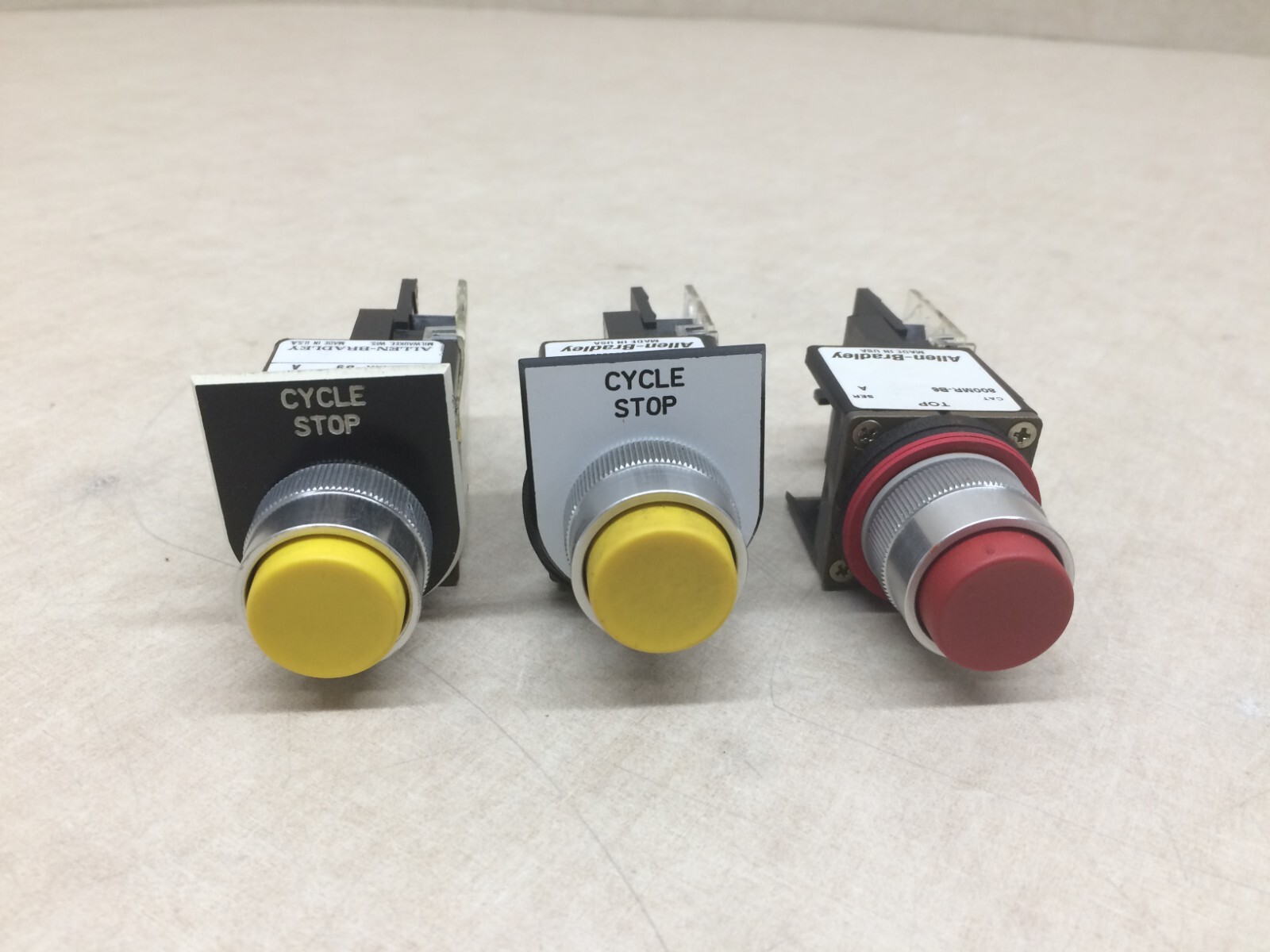 Lot of 3 Allen Bradley Push Buttons 800MR-B9 800MR-B6 800M-XD2K ...