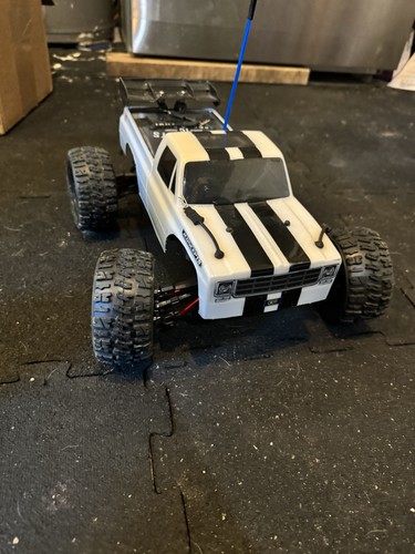 Traxxas RC car Remote Controlled 4x4 mini e-revo 1/16 vxl Brushless and ...