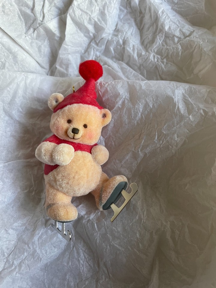 2015 Hallmark Keepsake Ornament Can't Wait To Skate Mary Hamilton's ...