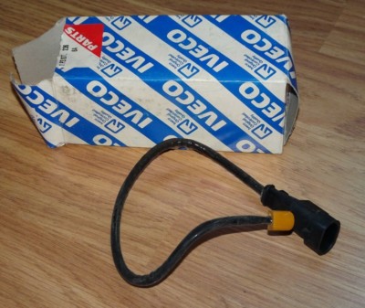 Genuine IVECO brake wear sensor warning indicator 42548208 | eBay UK