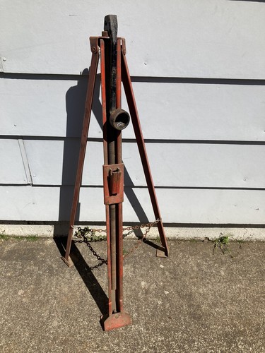 Vintage RETRO Tripod Universal Bumper Jack 50s 60s Car Shop Tool Crank ...
