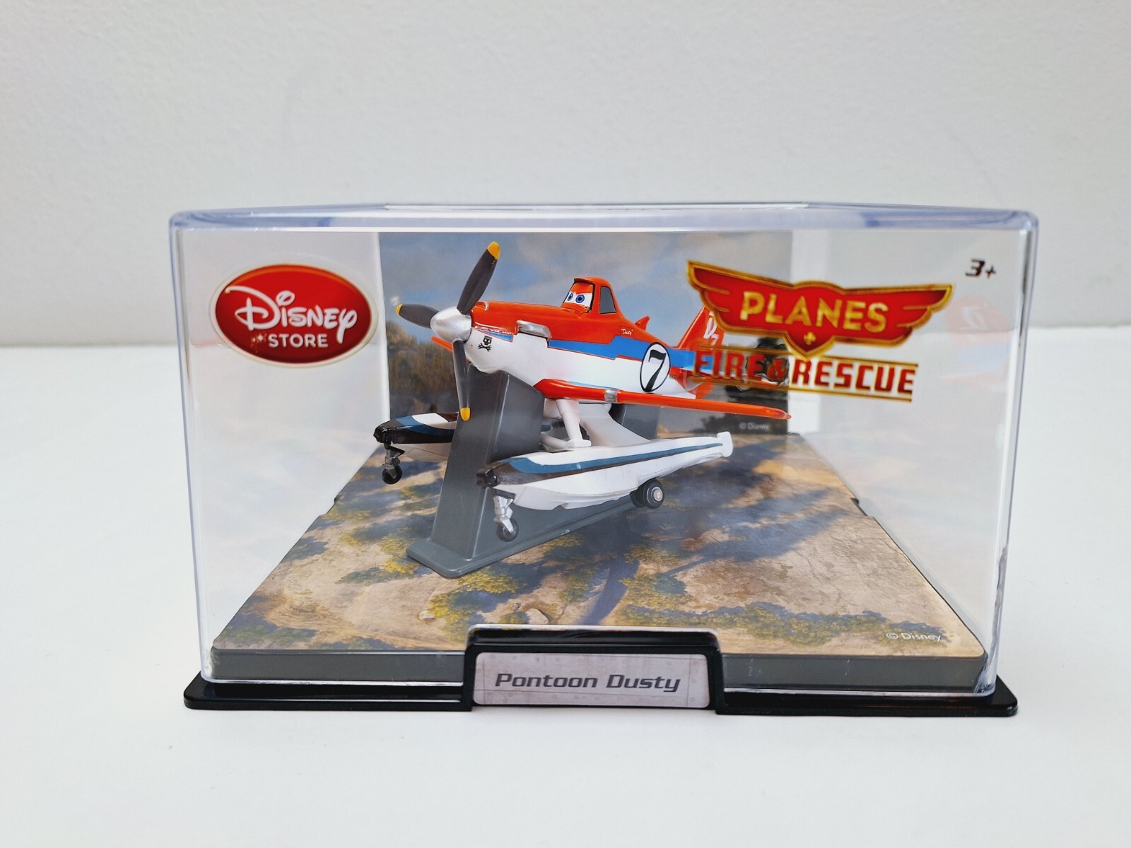 Pontoon Dusty Disney Store Exclusive Planes Fire Rescue Diecast NEW v ...