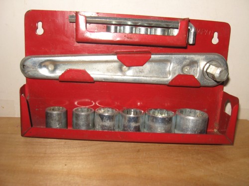 Vintage Unbranded 14 Piece Hex Dr. Socket Set, Wall Mount - Indestro ...