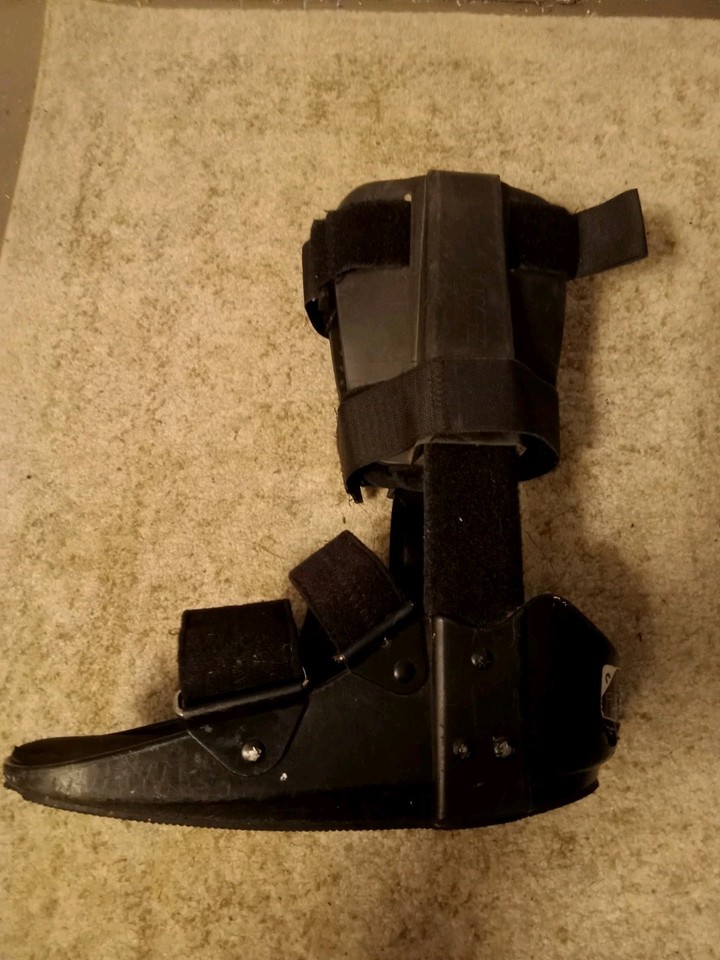 Derma Sciences TCC-EZ Large Total Contact Casting Boot | eBay