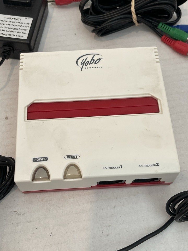 YOBO Gameware FC Nintendo NES Game Console w/ 2 Controllers, Cords. OT ...