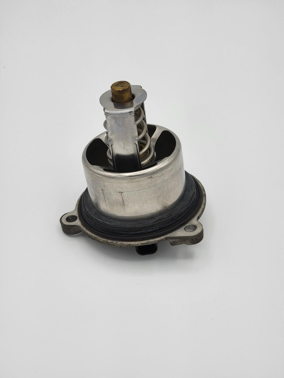 Porsche 911 - Engine Coolant Thermostat - 9A7-121-110-00 | eBay