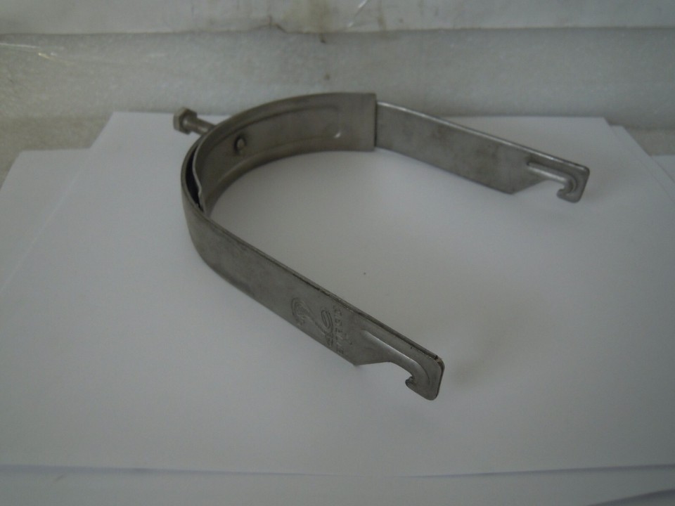 LOT OF 5 x THOMAS & BETTS CPC400 COBRA PIPE CLAMP CABLE 4" EMT RIGID ...