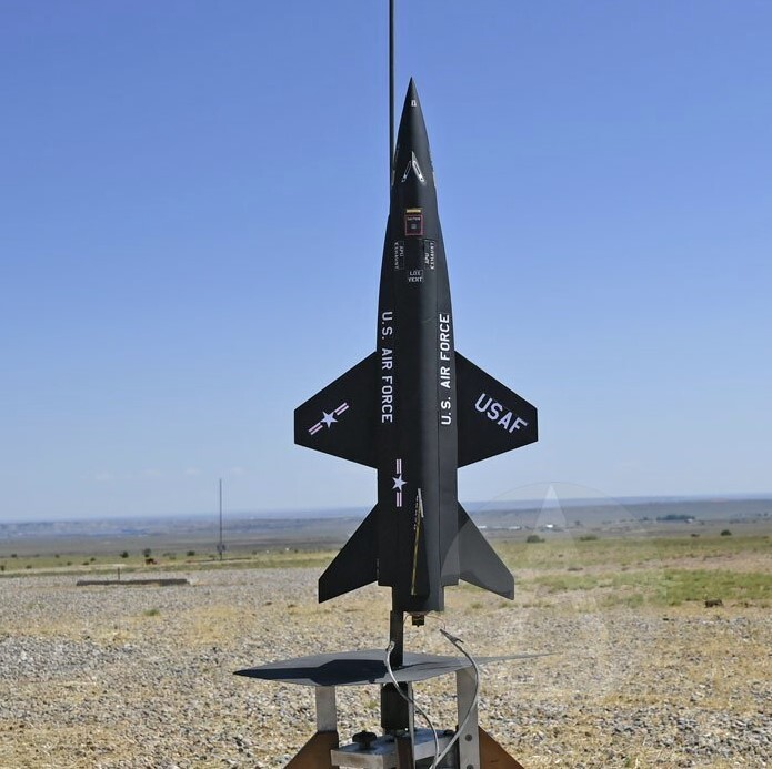 X-15 Scale Model Rocket Kit – 1:21 Scale, 29mm Powered, With Display ...