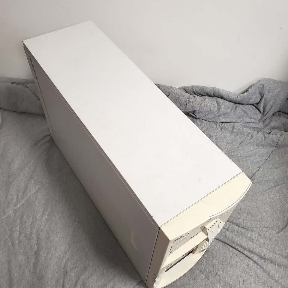 Vintage retro / sleeper PC case - huge beige tower server - HP ...