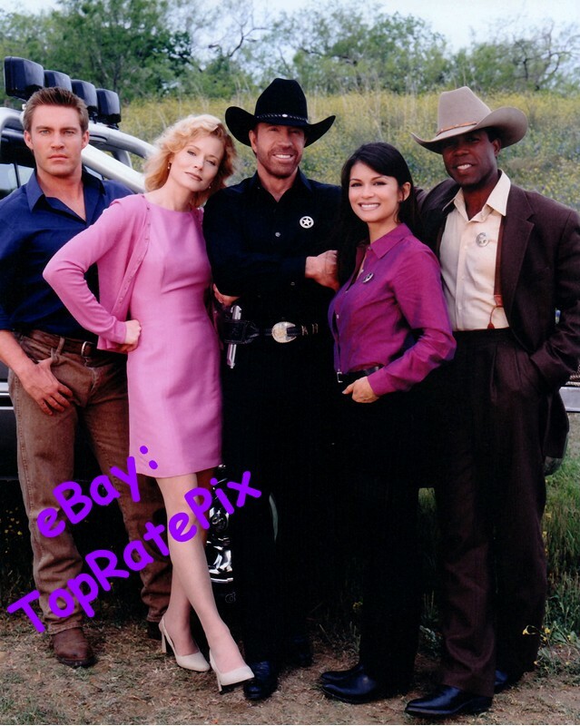 WALKER TEXAS RANGER - Chuck Norris, Nia Peeples, Sheree J Wilson +2 ...