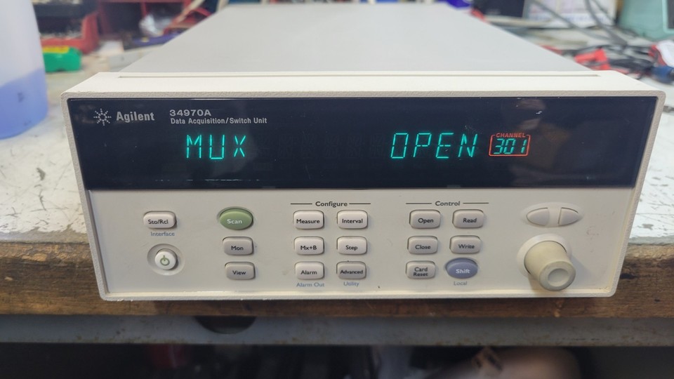 Centrale d’acquisition 34970A Keysight / Agilent + 34901A x2 et 34903A ...