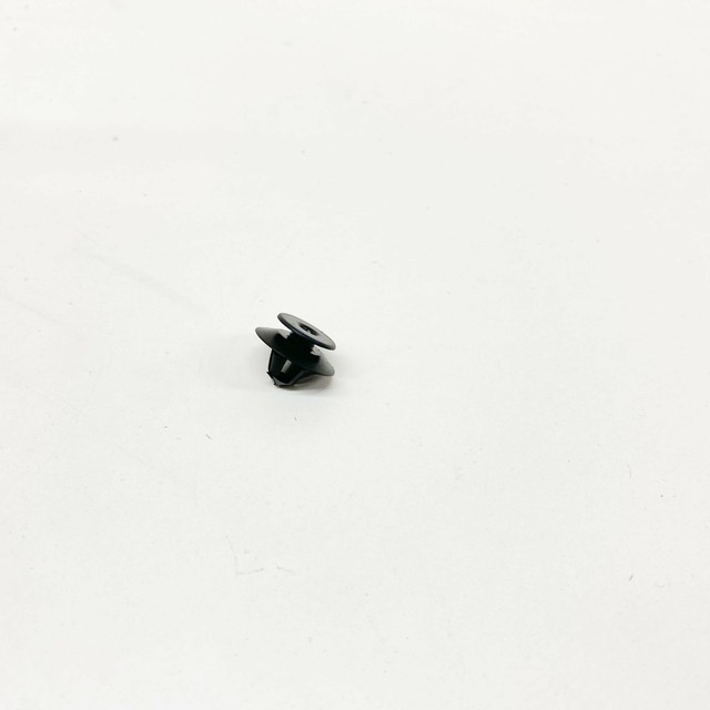 Mercedes-Benz a W169 Front Water Drain Cover Clamp A0089887378 OEM for ...