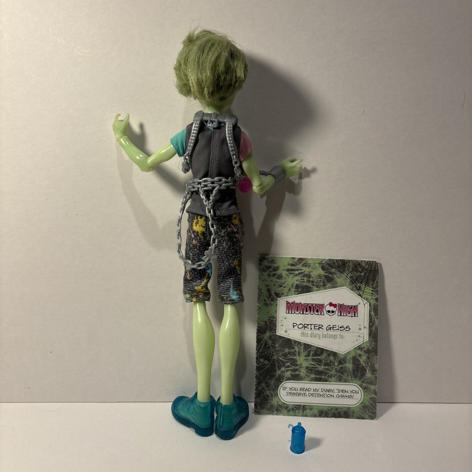 Monster High Haunted Student Spirits Porter Geiss Doll Plus Diary | eBay