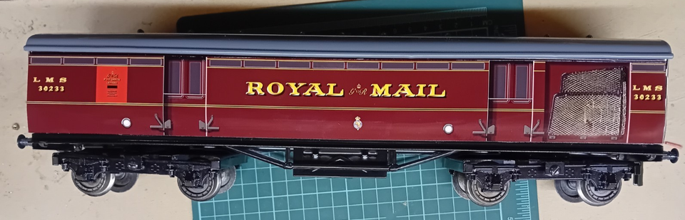 Ace Trains O gauge LMS Stanier TPO Royal Mail Coach Brian Wright ...