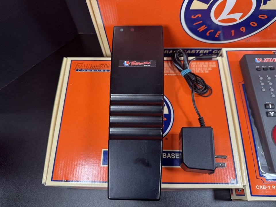 Lionel 6-12969 TMCC Trainmaster Command set CAB-1 remote & base LNIB | eBay