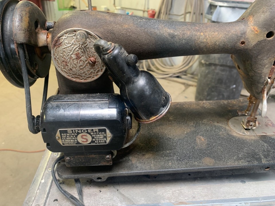 Vintage Singer Model Sewing Machine - 1941 Made | eBay