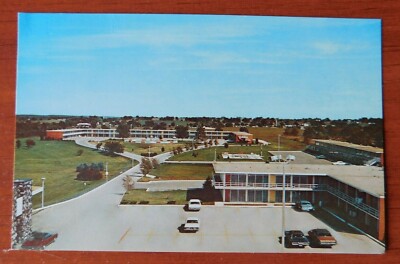 Holiday Inn: Springfield, Missouri - chrome postcard - ph UN 5-5511 | eBay