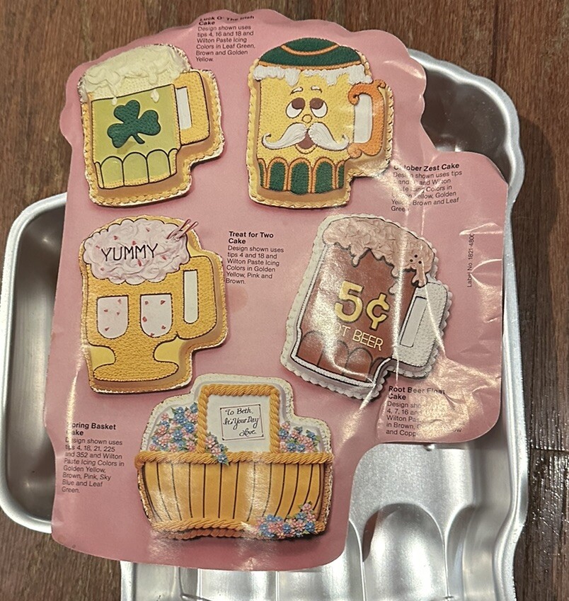 Wilton Cake Pan Garfield Tweety Rugrats Root Beer Cartoon Lot Of 4 | eBay