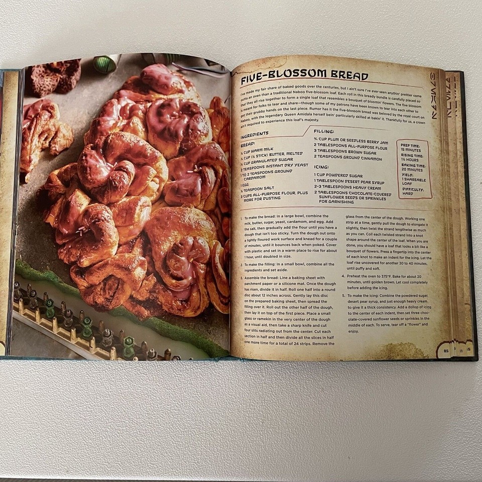 Star Wars Galaxy's Edge Official Black Spire Outpost Cookbook Disney ...