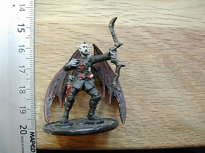 VAMPIRE ARCHER /FANTASY PLASTIC MINIATURE m07 | eBay