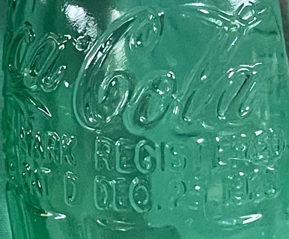 Coca Cola Durham NC Hobble Skirt Bottle dated Dec 25, 1923 (made 1989 ...