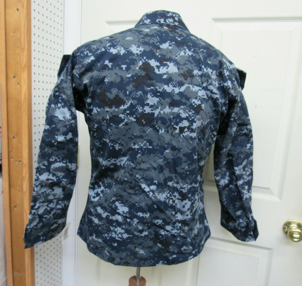 US Navy USN NWU Blue Digital Camo Uniform Blouse Shirt Small X Short ...