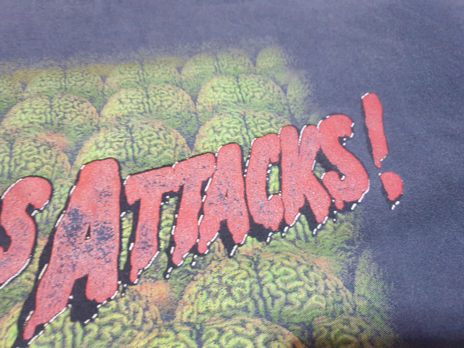Vintage RARE 90s Mars Attacks Movie T Shirt Size XL… - Gem