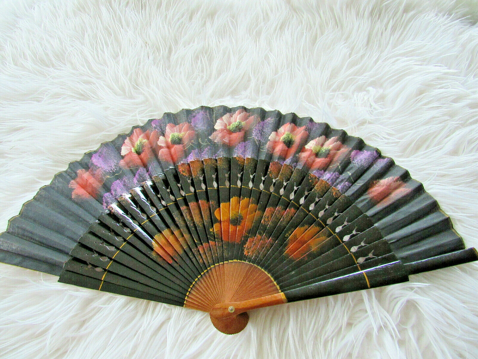 Beautiful Hand heald Fan folding floral wood and fabr… - Gem