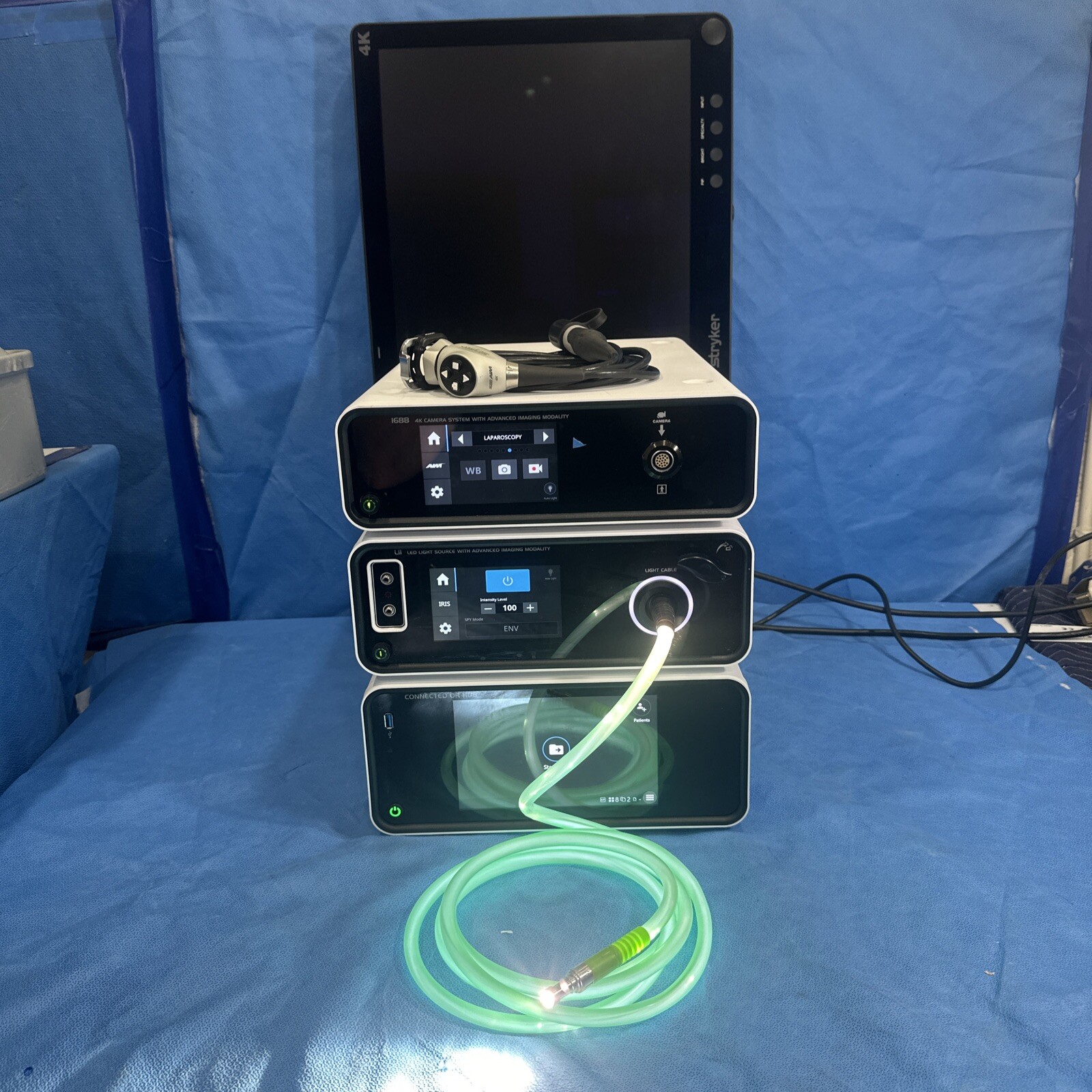 Stryker 1688 CCU, L11, Hub OR, CAM Plus 4K Monitor & Fiber optic Cable ...