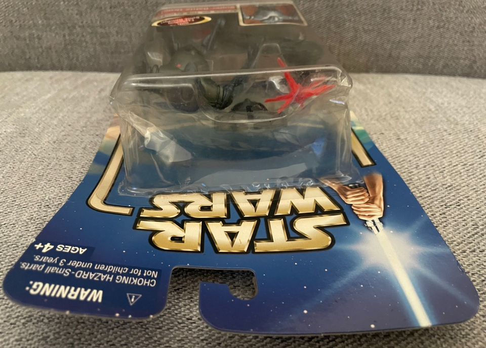 Star Wars Attack Of The Clones Super Battle Droid Exploding Battle ...