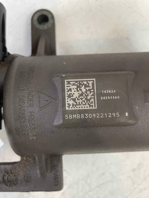 2016-2018 Chevrolet Malibu OEM Auto Transmission Accumulator 24284860 ...