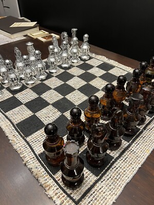 VINTAGE AVON - CHESS SET - KING QUEEN PAWN BISHOP KNIGHT ROOK Full Set ...