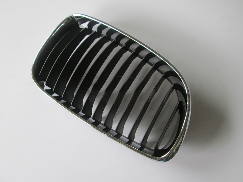 51137166440 Right Front Grill Center Grille For BMW 1 Series E87 E88 ...