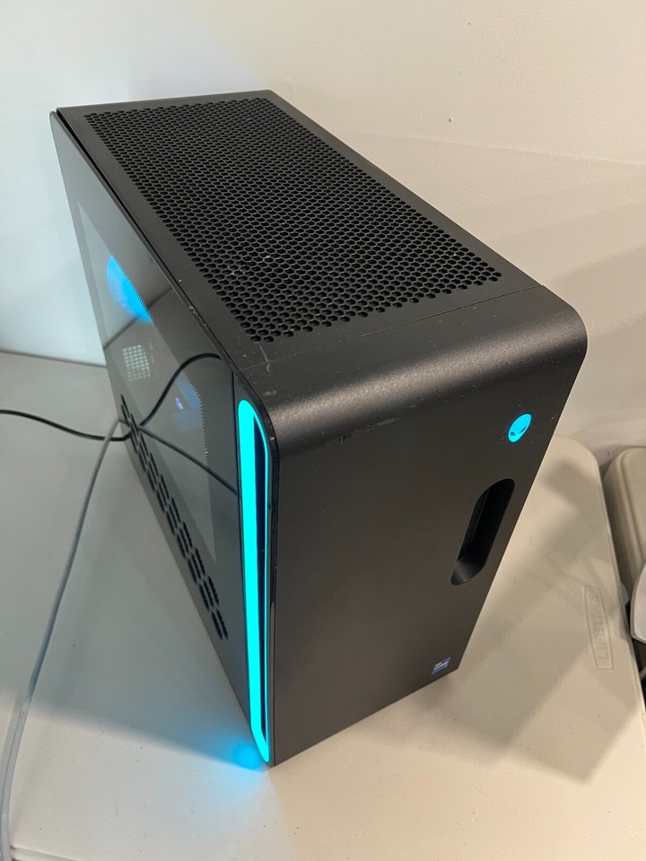 .Alienware Aurora R16 Gaming Intel Core i7-14700F 16GB 1TB SSD RTX 4060 ...