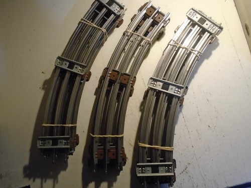 LIONEL 18 PIECES OF 027 GA 3 RAIL 2 CONDUCTOR CURVED TRACK, EXCELLENT 5 ...