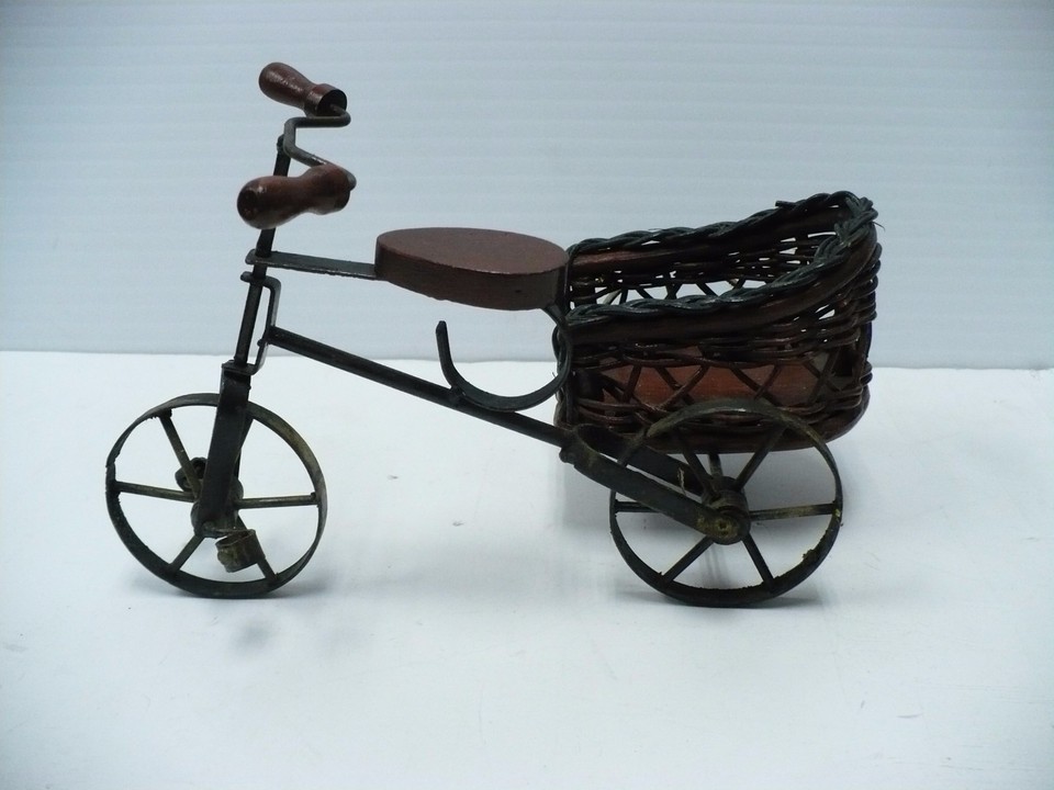 Bicycle Wicker Sidecar Vintage Statue | eBay